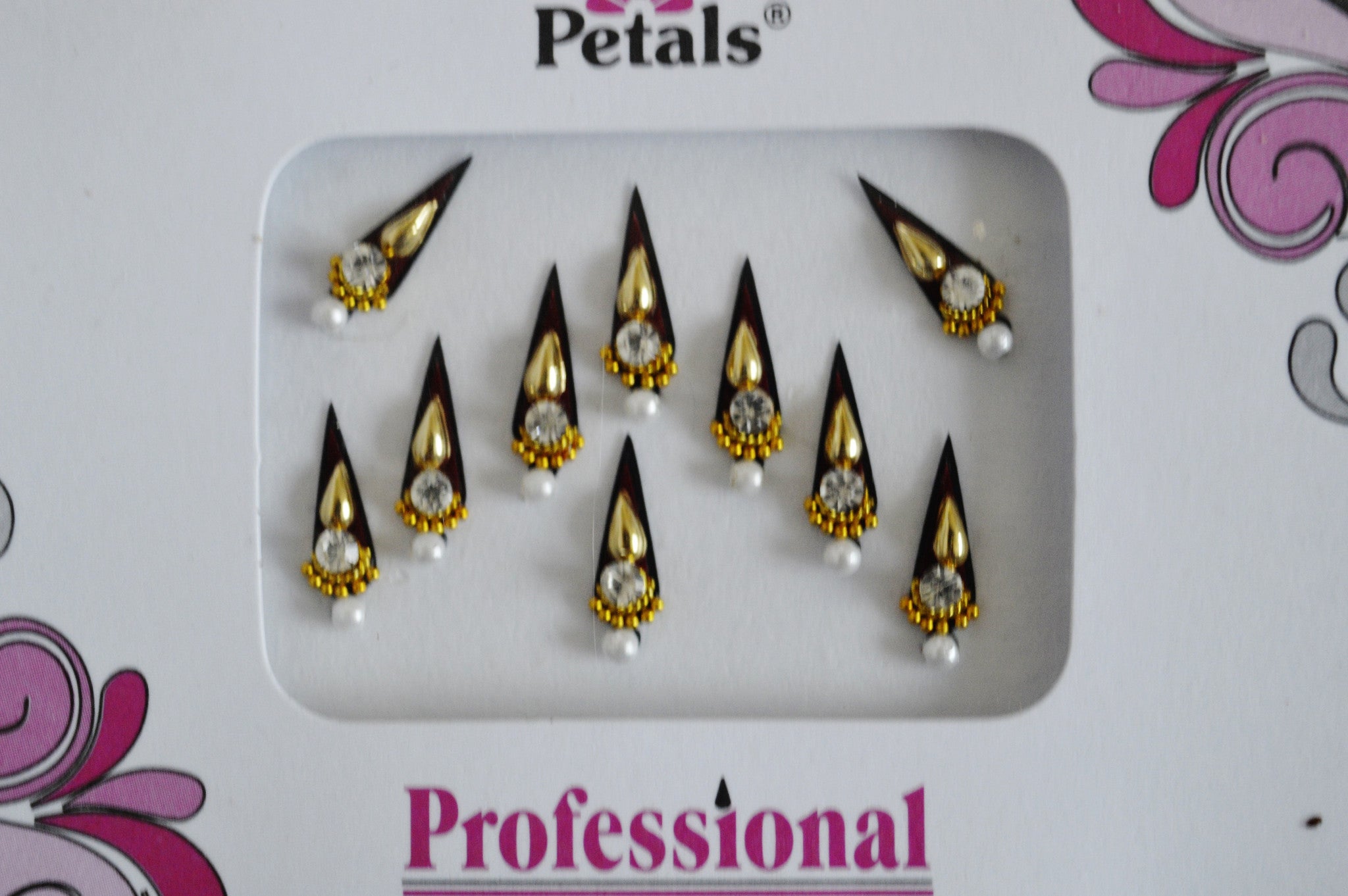 A Gorgeous Packet Of Individual Bindis – nandikasarees.co.uk
