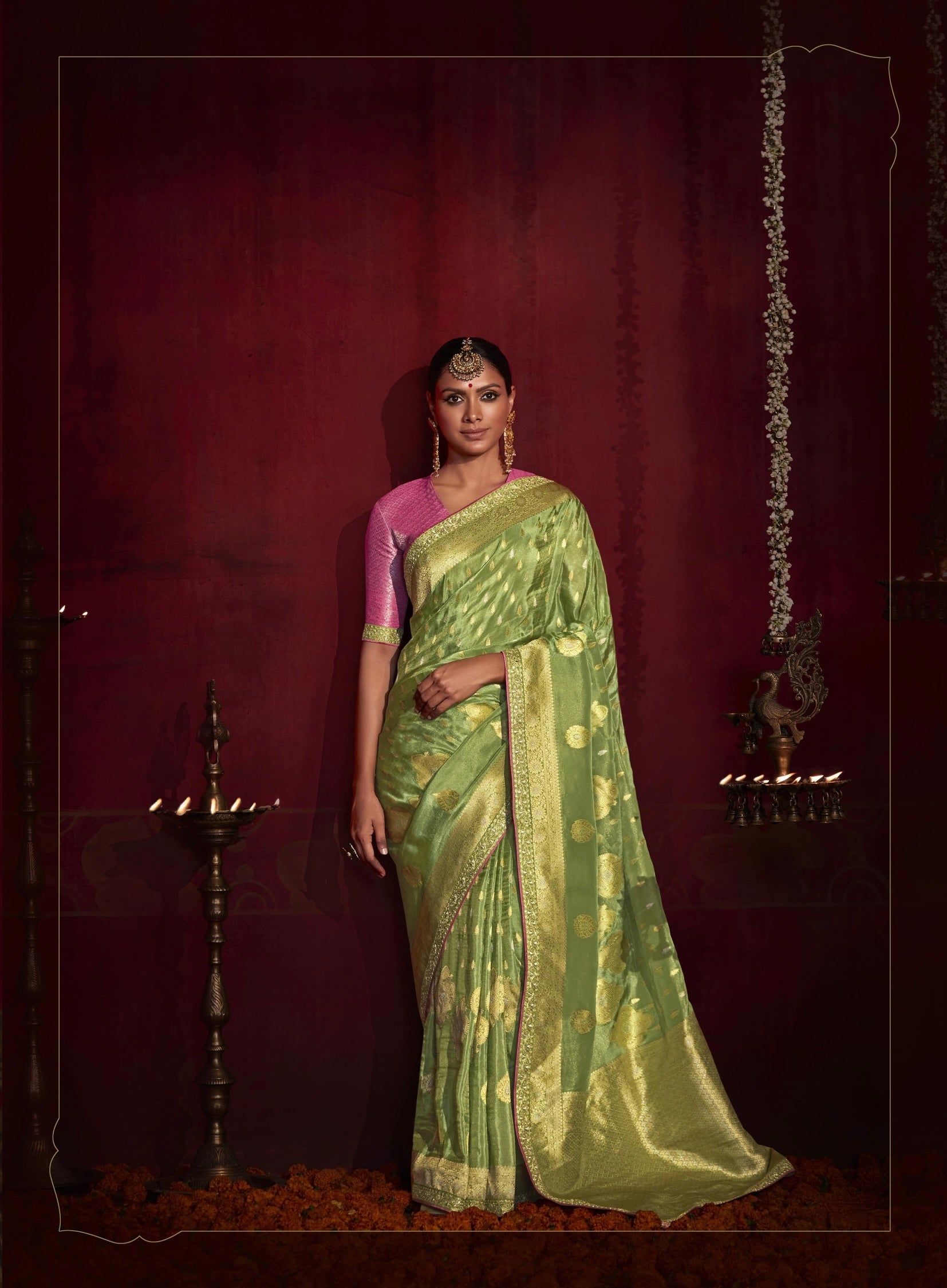 Pure Dola Silk And Attractive Weaving Design – nandikasarees.co.uk